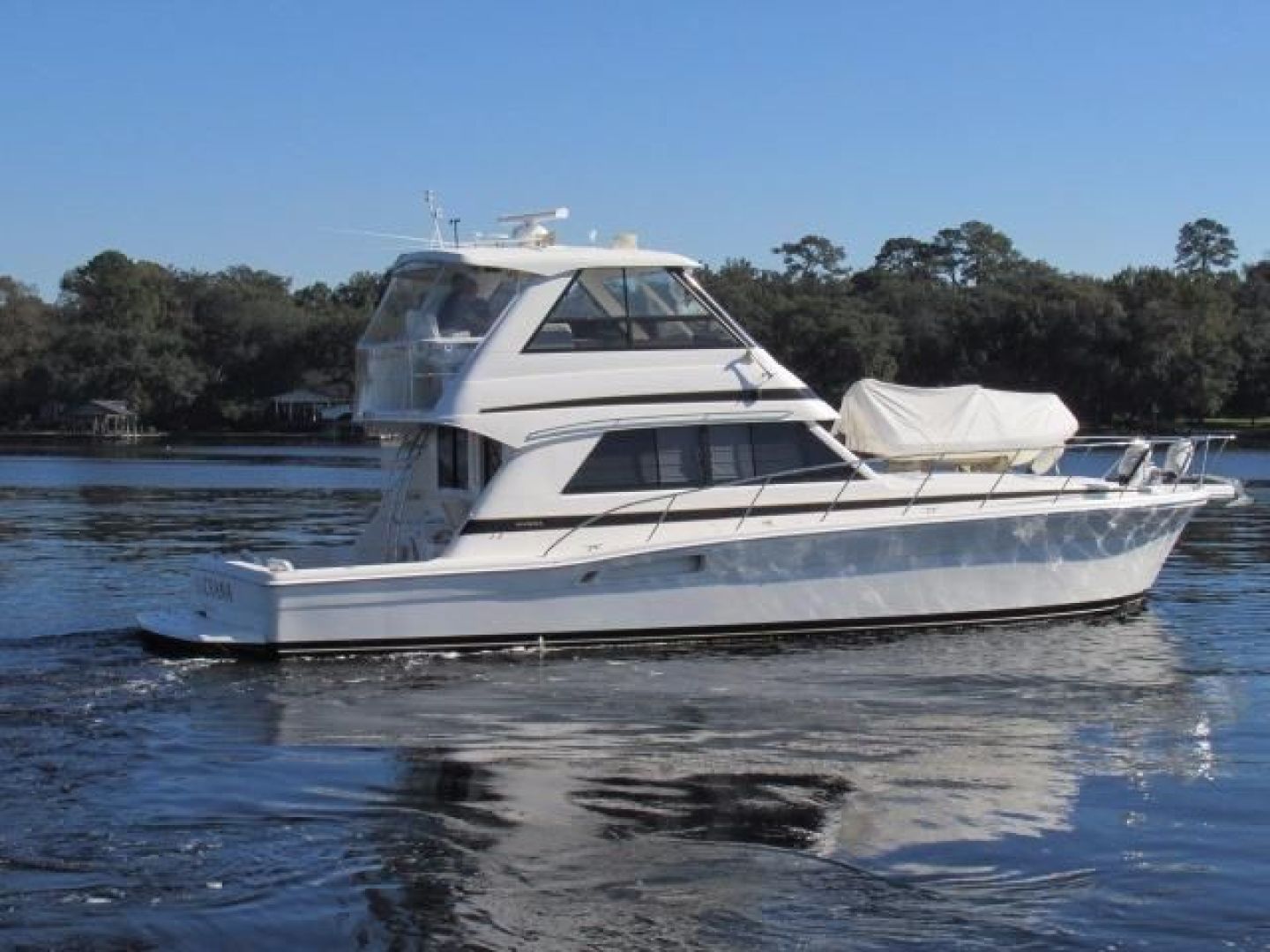 48' Riviera 2001 48 Ocean Dream