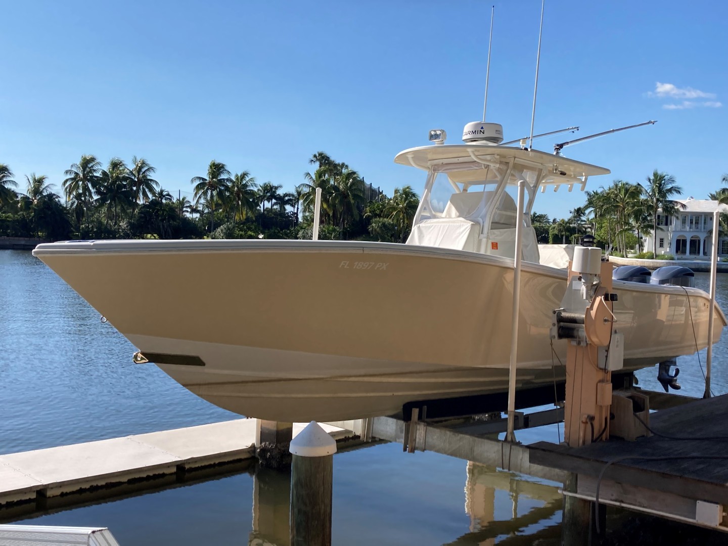 Yellowfin 34 Offshore - Atlantic Yacht and Ship