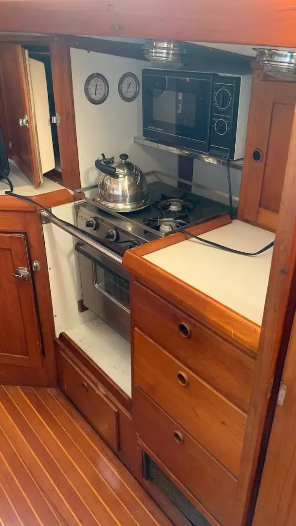 44' Alden 1979 "Gammon" For Sale