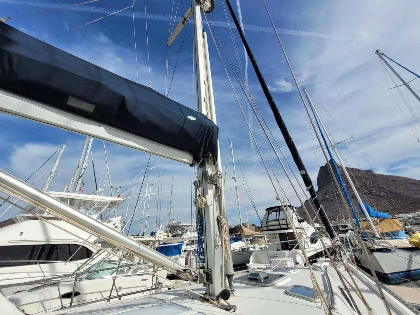 45' Catalina 1991 Morgan CC Sloop "Wing It" For Sale